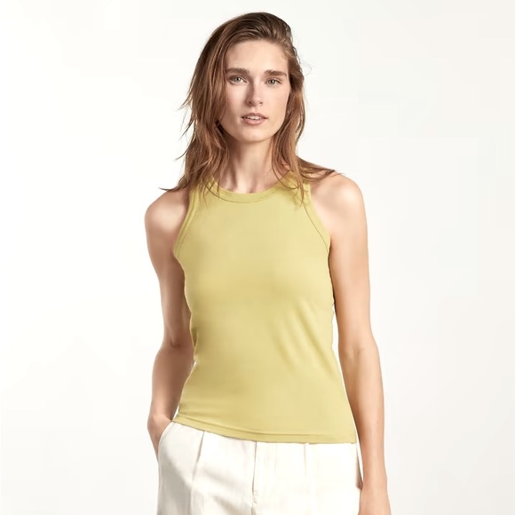 Everlane | Tops | 5 For 2 Sale Everlane Organic Cotton Cutaway Tank ...